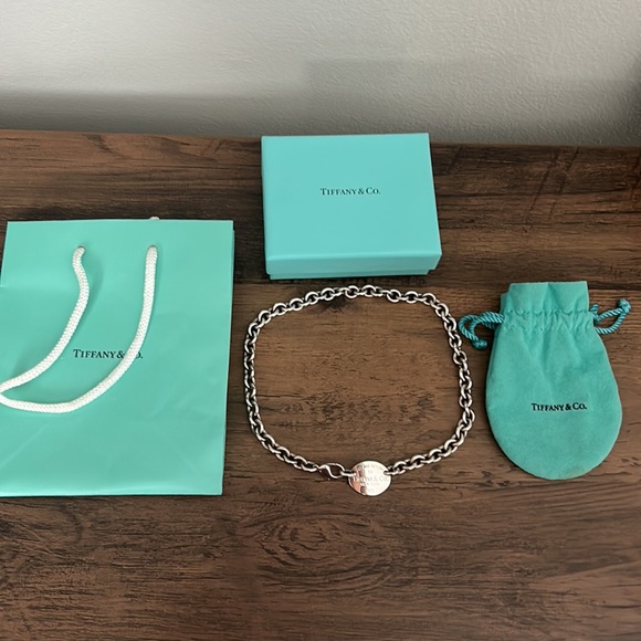 Tiffany & Co. | Jewelry | Tiffany Co Sterling Silver Return To Tiffany ...